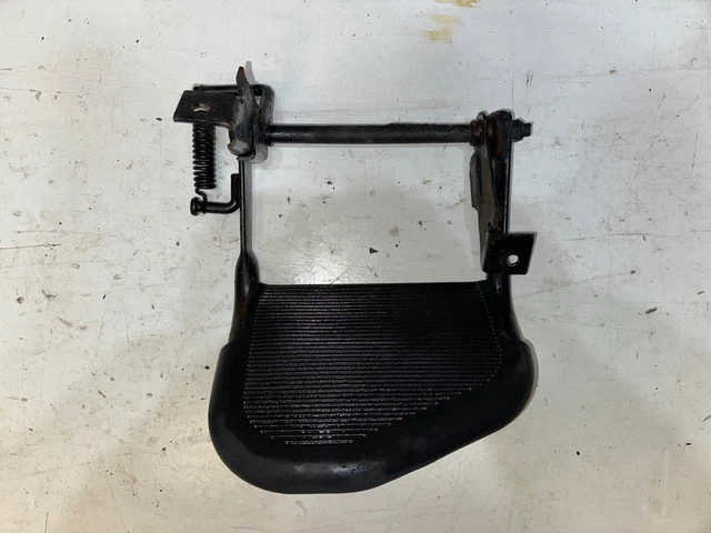 LAND ROVER DEFENDER Td5 & Tdci PUMA 90 110 county rear folding step £50 ...