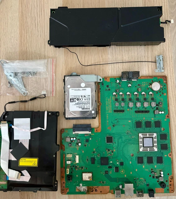 PIEZAS PS4 FAT CUH-1116A - Fuente, Placa SAA-001, Lector, Carcasa y más ...