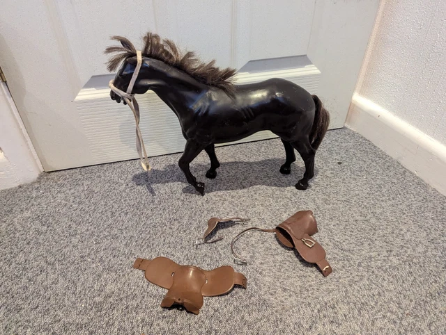 ORIGINAL VINTAGE ACTION Man Tommy Gun Brown Horse Cavalry - Saddles £44 ...