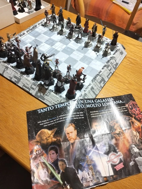 STAR WARS CHESS Collection Disney Chess Jedi Sith Empire Action Figure Top £277.00 - PicClick UK