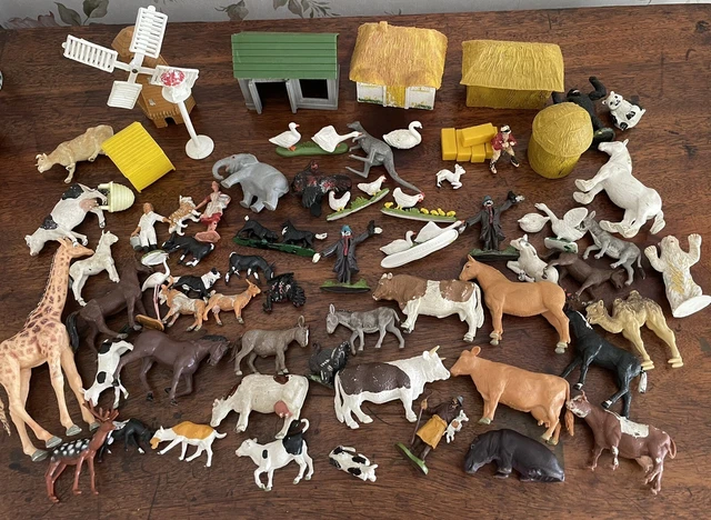 VINTAGE BRITAINS PLASTIC Farm Animals Buildings Figures Br X 70 Item ...