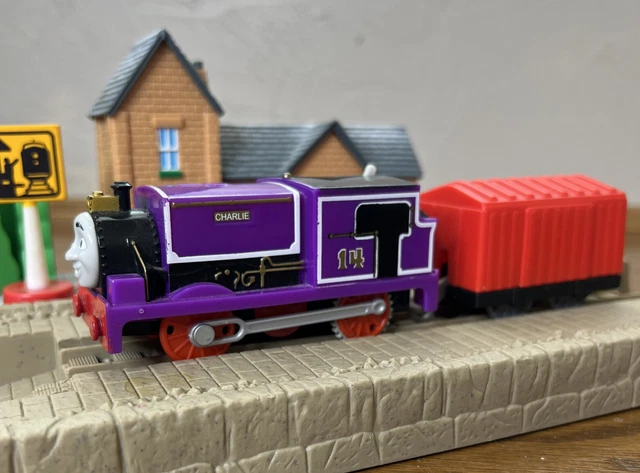 THOMAS & FRIENDS TrackMaster Charlie Red Covered Cargo Motorized Train ...