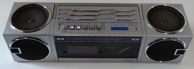 VINTAGE SOUNDESIGN 4644 Am/Fm Casette Boombox W/ Vertical Speakers £25. ...