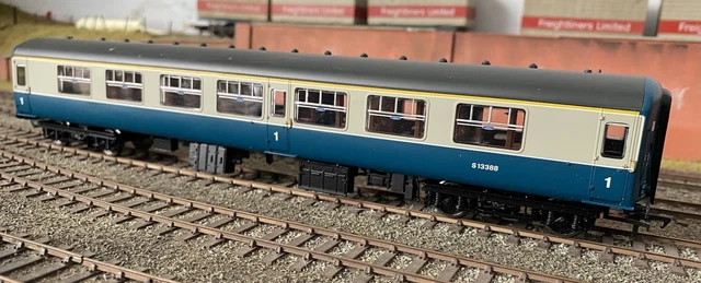 BACHMANN 39-330A BR Mk2 Fk Corridor Ist Coach Blue Grey. New. £42.31 ...