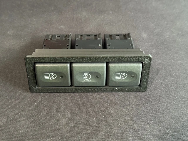 LAND ROVER DEFENDER Td5/Tcdi Genuine Switch Compatible 3 Gang Mount £20 ...