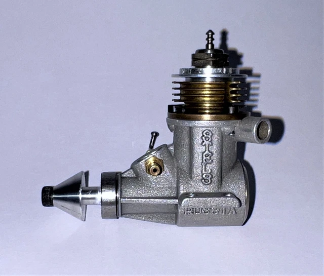 RARE MOTEUR D'AVION modèle modèle STELS 049 "Twin Horn" 1/2A Glow Nitro ...