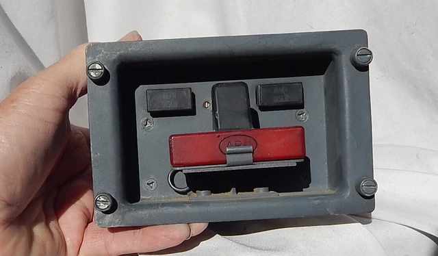 LOCKHEED L-1011 TRISTAR Airliner Jet Pilot's APU Fire Control Handle ...