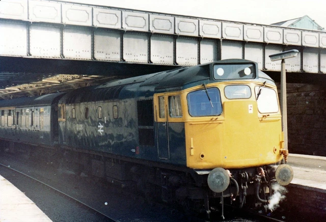 RAILWAY PHOTO - Class 27 27020 Dundee . 3/4/1981 £2.00 - PicClick UK