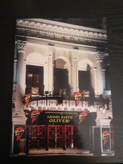 OLIVER! THEATRE PROGRAMME, London Palladium, Russ Abbot, Ruthie ...