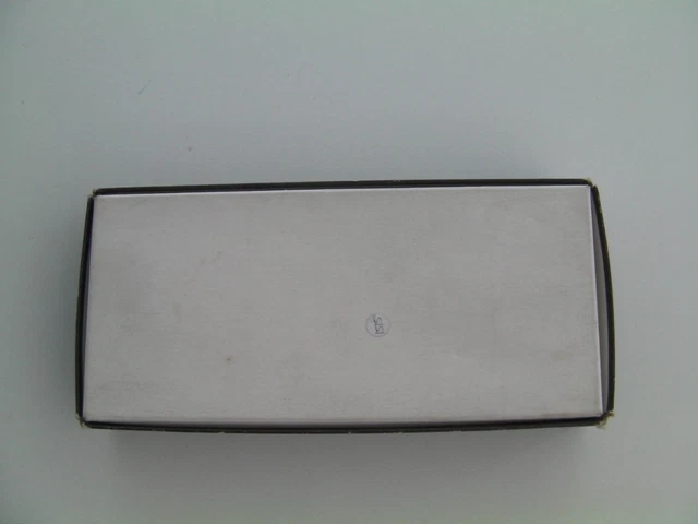 VINTAGE GUINNESS SET Of Golden Darts With Stand And Box £5.45 - PicClick UK