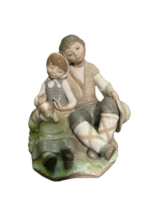 LLADRO 1230 PORCELAIN Figurine Little Brothers Friendship Retired £57. ...