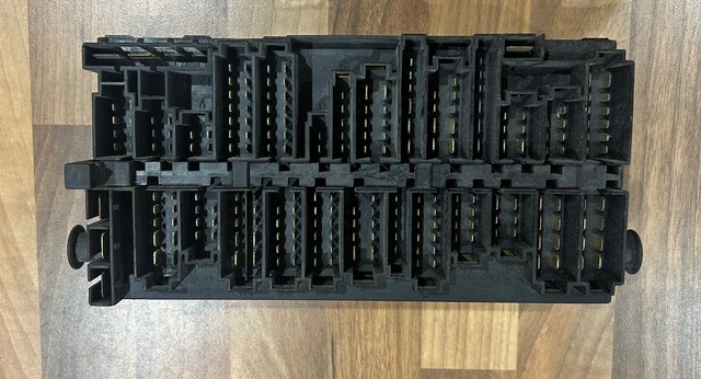 VW GOLF JETTA Mk2 Mk3 Ce2 Fusebox Fuseboard Corrado Polo T4 Vento ...