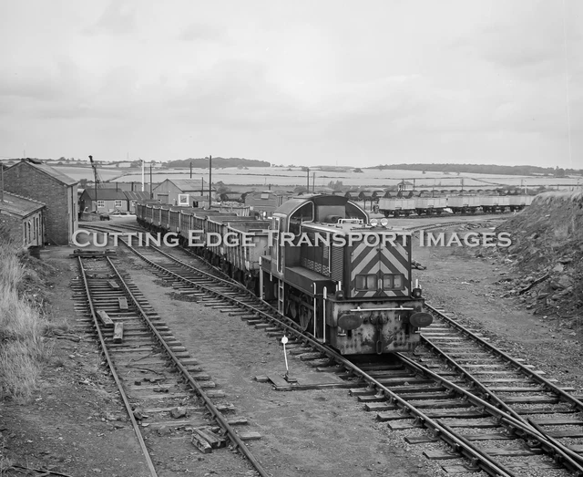6 X 6 Railway Negative: ex-BR Class 14 Diesel D9523 BSC Glendon E 1974 ...