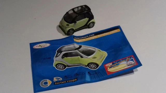 VOITURE KINDER SMART Fortwo Coupé + BPZ C140 - Véhicule Série 2 - 2004 ...