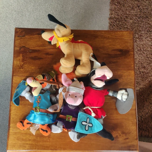 DISNEY - MEDIEVAL - Pluto - Piglet - Tigger - Goofy - Knight / Horse ...
