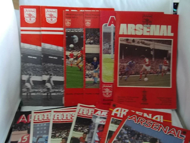 ARSENAL PROGRAMMES BUNDLE - 13 Home v Everton 1975 to 1986 (see below ...