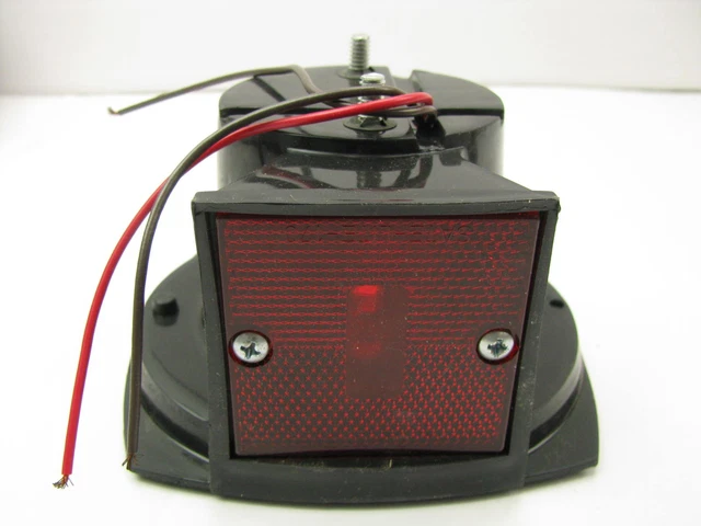 VINTAGE SIGNAL-STAT 533 Truck Trailer Stop Tail Turn Light RED Lamp $27 ...