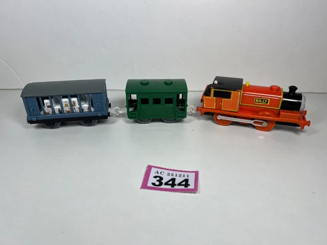 TOMY TRACKMASTER THOMAS The Tank Engine Battery Train Billy and McColls ...