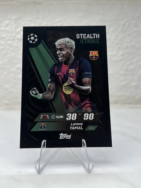 TOPPS MATCH ATTAX Champions League 25/26 Lamine Yamal Stealth Strike ...