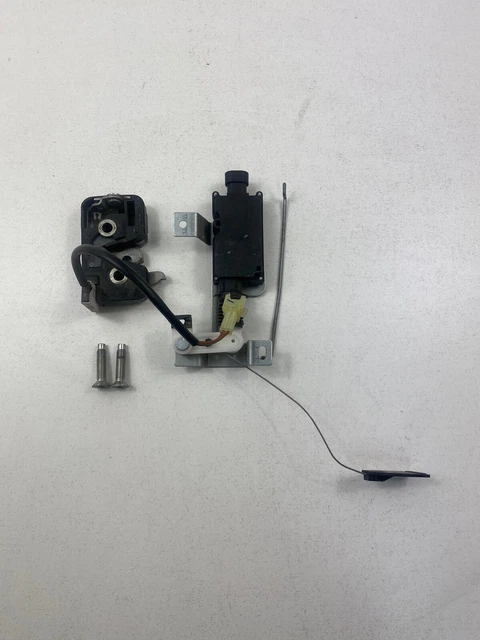 FORD FALCON BA BF Tailgate Boot Lock Latch Mechanism Actuator 10/02-06/ ...