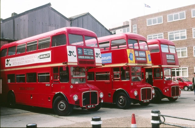 6881 ORIGINAL COLOUR BUS SLIDE Ex LONDON TRANSPORT AEC ROUTEMASTER VLT ...