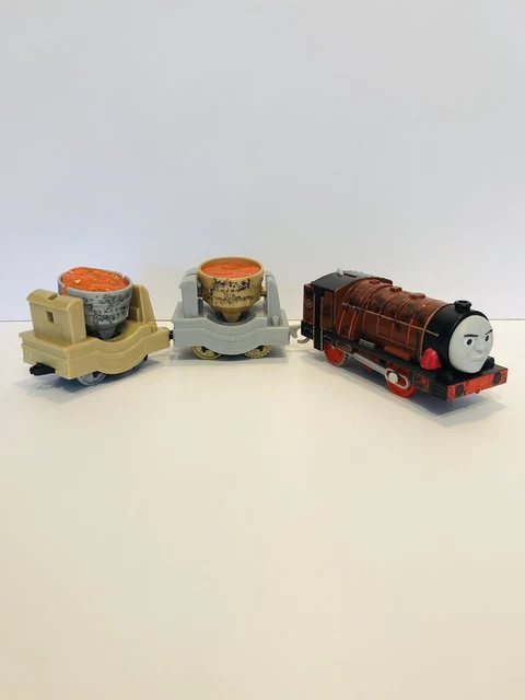 THOMAS AND FRIENDS Trackmaster HURRICANE & 2 camion acciaio fuso ...