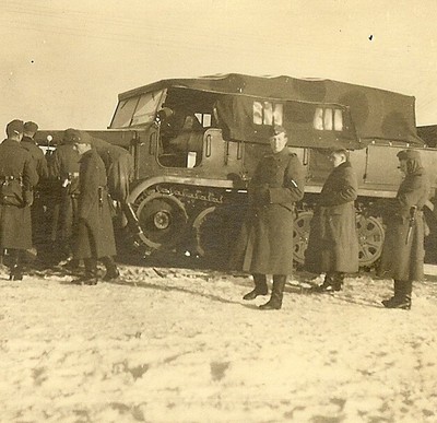 BEST! GERMAN SOLDIERS Preparing to Load SdKfz Halftrack Onto Railway in ...