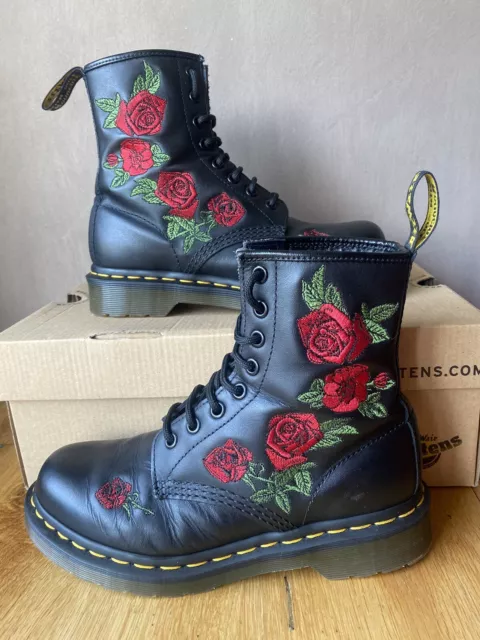 DR MARTENS 1460 Vonda Black Red Roses Leather Floral Ankle Boots Uk 4 ... DR MARTENS 1460 Vonda Black Red Roses Leather Floral Ankle Boots Uk 4 ...