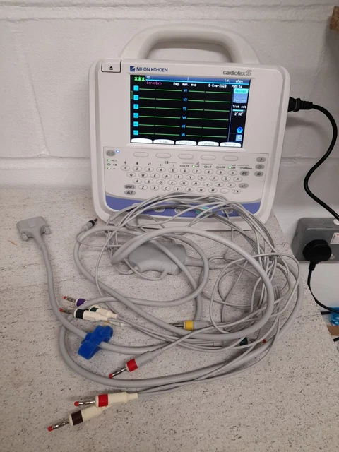 NIHON KOHDEN CARDIOFAX s ecg 2250 ECG rrp £3000 £749.00 - PicClick UK