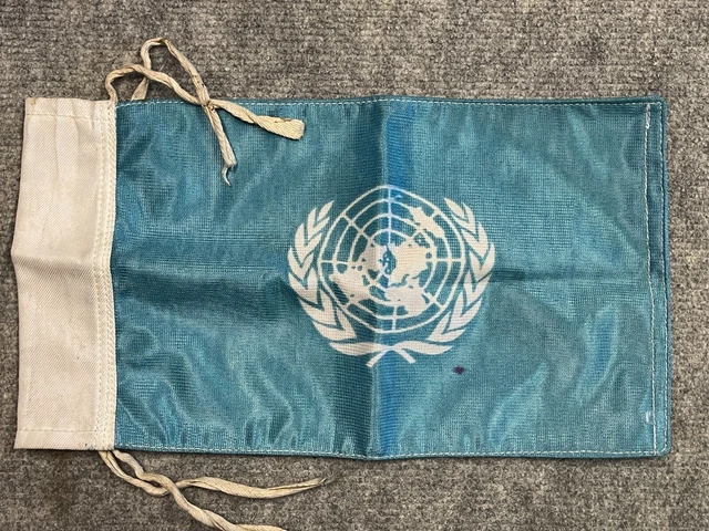 BRITISH ARMY SURPLUS Production Nations Unies Véhicule Drapeau Sky Bleu ...
