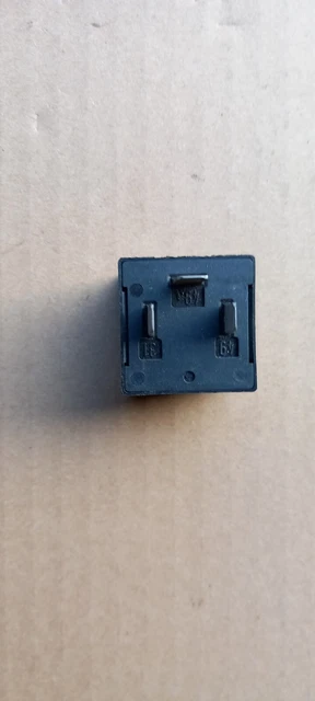 RELAY RELEE RELAY Switching Relay 90055543 PA6-GF30-71899 for GM TRW ...