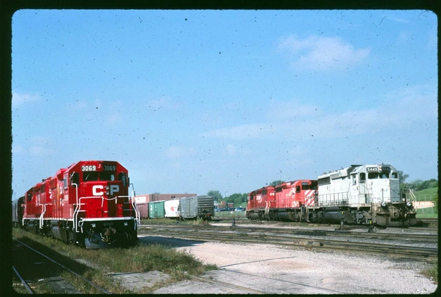 ORIGINAL RAIL SLIDE - CP Canadian Pacific 3069+ London ON 9-28-1997 £4.40 - PicClick UK