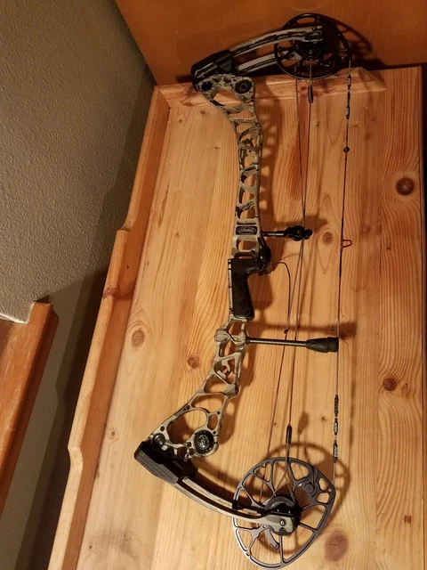 MATHEWS HALON 32 w/QAD, custom string, torqueless grip **Mint cond ...