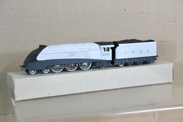 HORNBY R3714 LNER 4-6-2 CLASS A4 LOCOMOTIVE 2512 SILVER FOX og £144.50 ...
