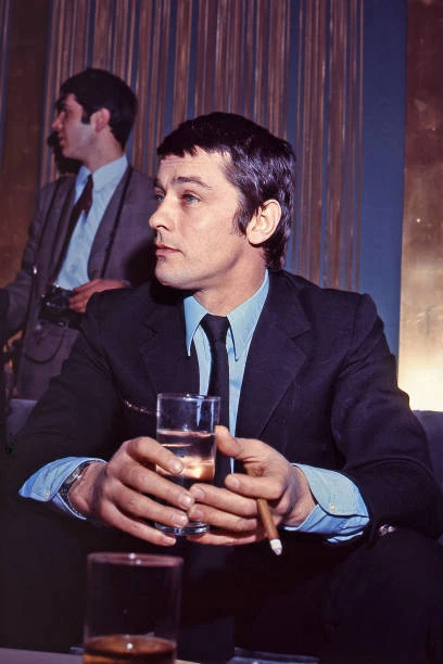 FRENCH ACTOR ALAIN Delon Red Sun in Madrid, Spain 1972 OLD PHOTO 1 £5. ...