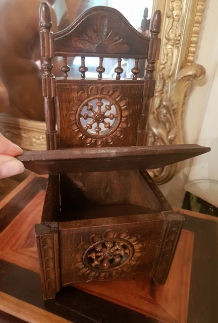 JOUET ANCIEN SUPERBE Chaise Bretonne ancienne - Maison de poupée - Rare!! EUR 99,00 - PicClick FR