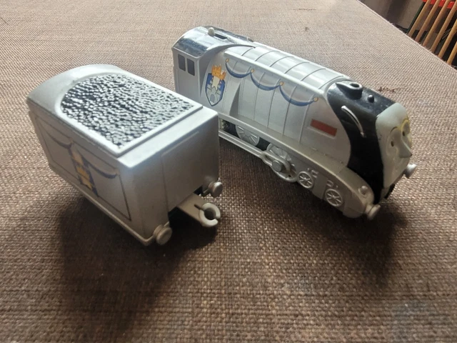 TOMY TRACKMASTER THOMAS The Tank Engine battery train Merlin 783 and ...