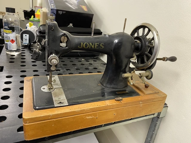 ANTIQUE JONES SEWING machine Serial # 38127 Made 1897 - 128 years Old ...