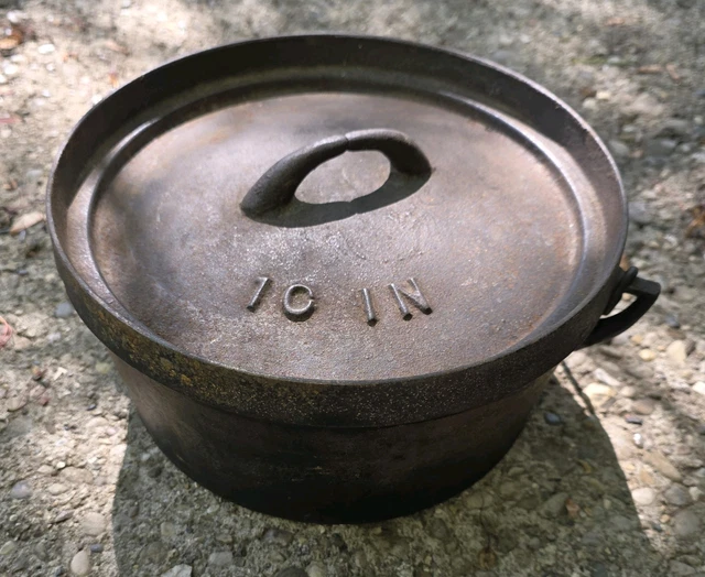 ANTIQUE CAST IRON #10 Pot Gate Mark Camp Dutch Oven W/ Lid & handle £67 ...