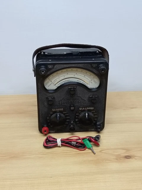 VINTAGE UNIVERSAL AVOMETER Test Meter Model 8 MK 2 + Cables - UNTESTED ...