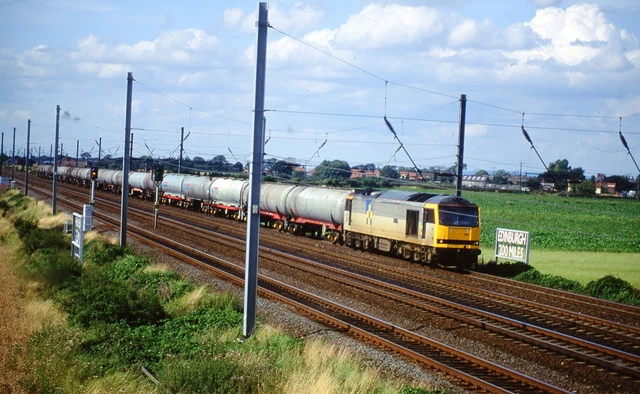 ORIGINAL 35MM RAIL Slide Class 60 60082 Beningbrough 11 8 1992 ...