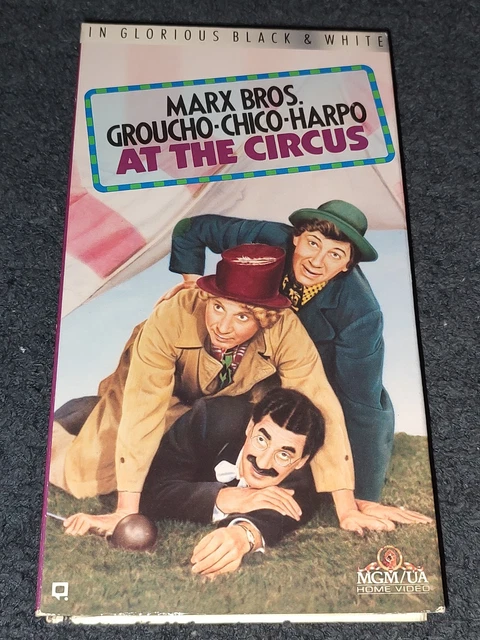 AT THE CIRCUS VHS Marx Brothers Classic Slapstick Screwball Comedy £8. ...