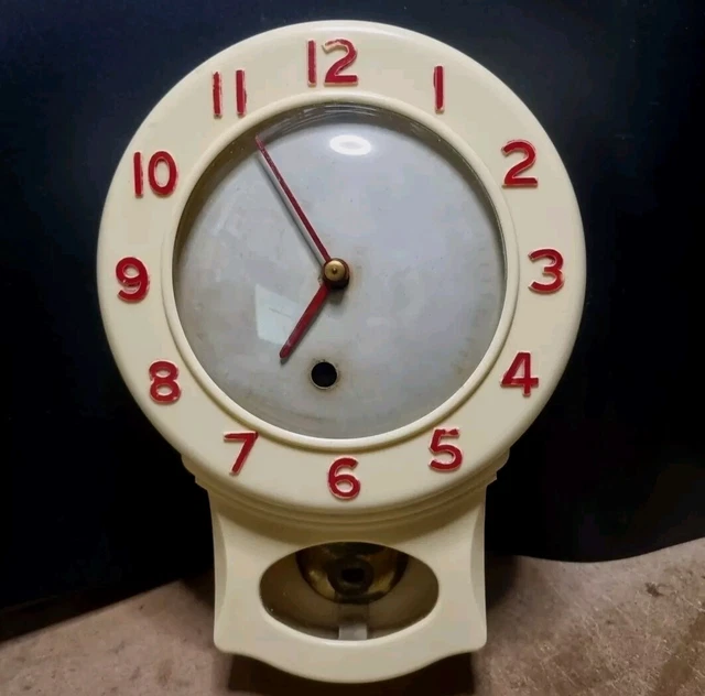 VINTAGE 1950S CREAM Bakelite Smiths Enfield Kitchen Wall Clock Working ...