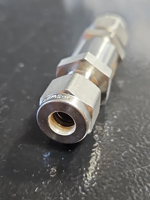 SWAGELOK SS-4C-1 CHECK Valve 1/4 in.Tube Fitting (NEW) 5 PCS $421.25 ...