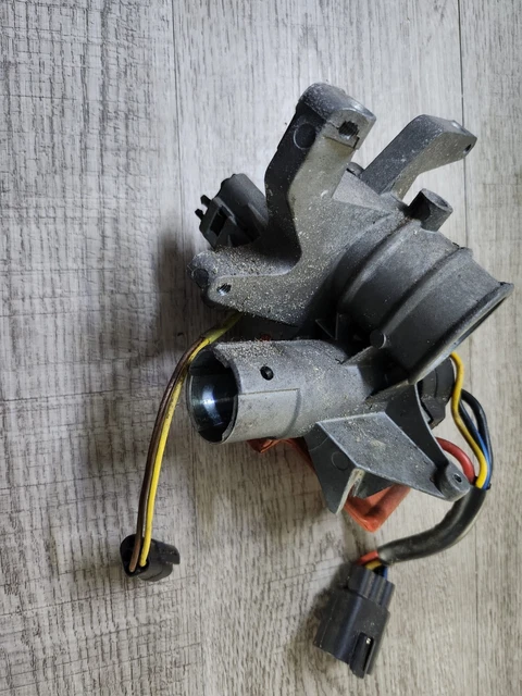 FORD FIESTA XR2 Mk2 Ignition Switch Barrel Casting Complete 89Ab-3676 ...