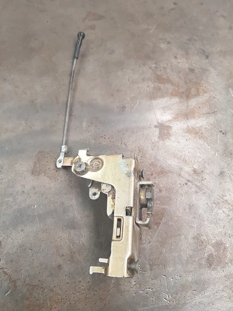 VW BAY WINDOW type2 bus door mechanism catch latch lock 211837016E £40. ...