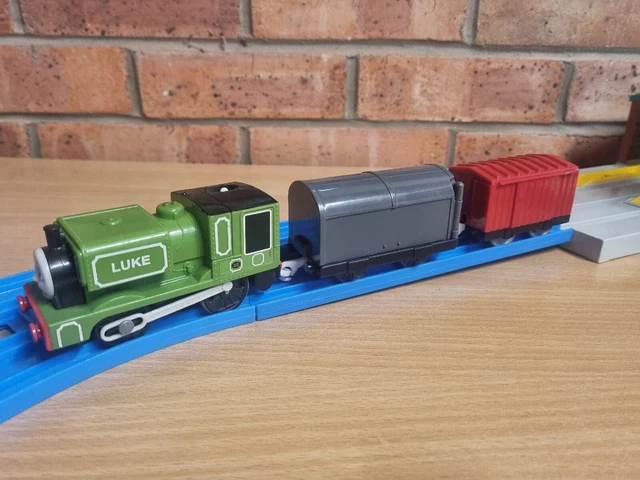 THOMAS TRACKMASTER LUKE Motorized Train & Wagon Truck 2011 Mattel ...
