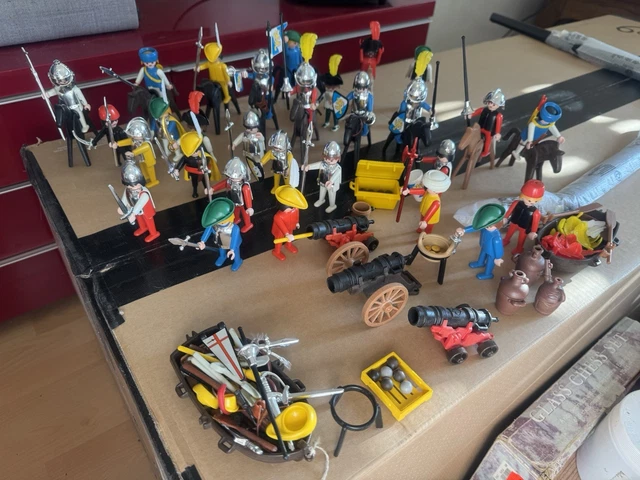 PLAYMOBILE FIGUREN HAUPTSÄCHLICH Ritter Aus Den 80er und 90er EUR 150 ...