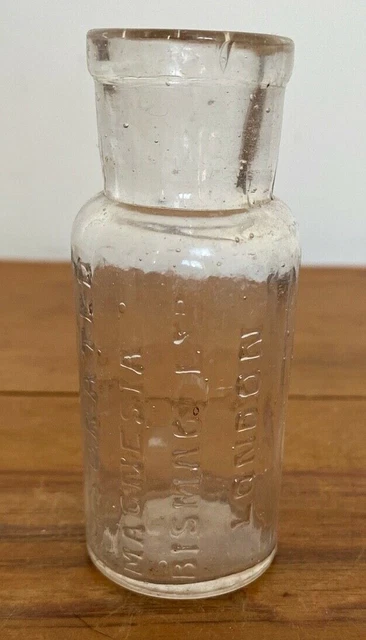 ANTIQUE BISURATED MAGNESIA Bismag Ltd London Chemist Apothecary Bottle ...