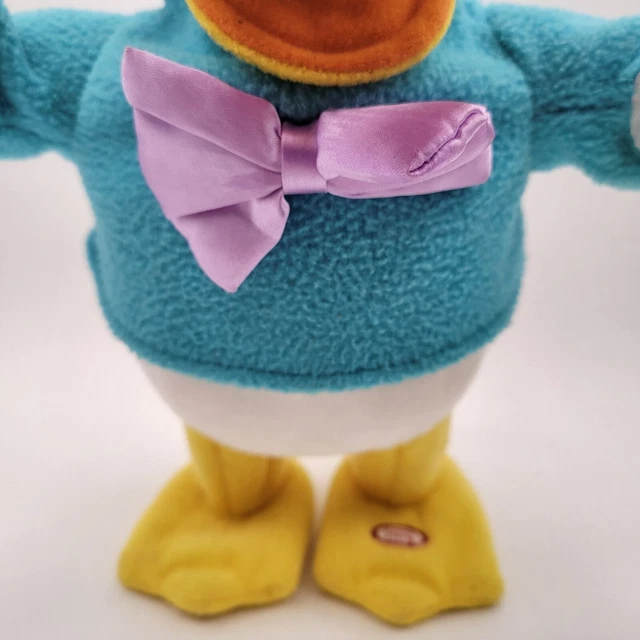 HALLMARK DISNEY DONALD Duck Easter Bunny Singing Dancing Plush WORKS £ ...